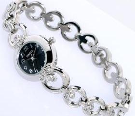 Round Face And Chain Belt Watch For Women(black) on Luulla